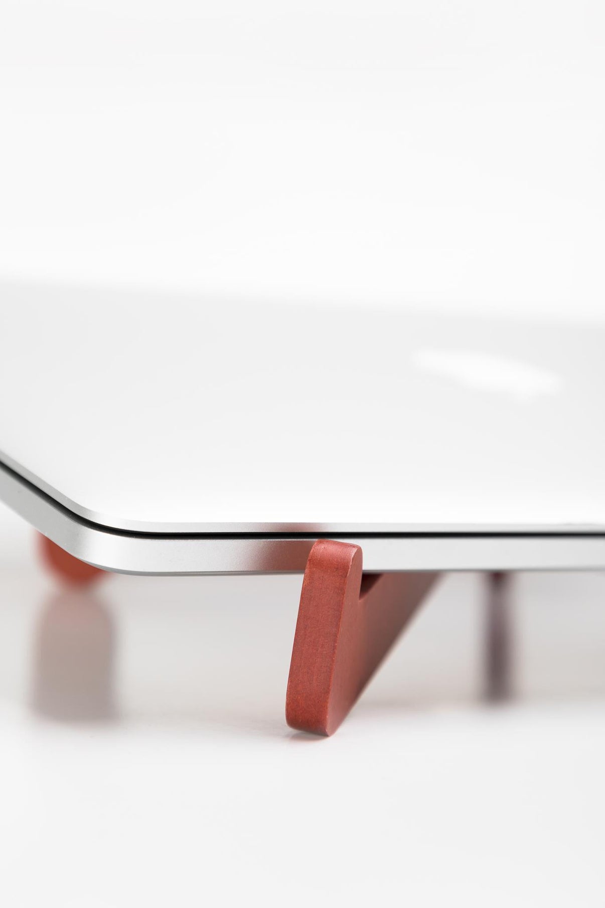 IULIA Portable Red Laptop Stand – Iulia Shop